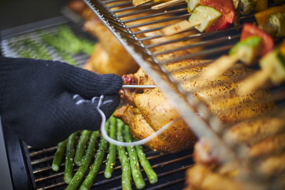 Weber Smoke Fire EX6 GBS Träpelletgrill - Grill